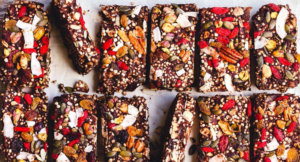 Chocolate Goji Granola Bar Recipe – TRUE WOO